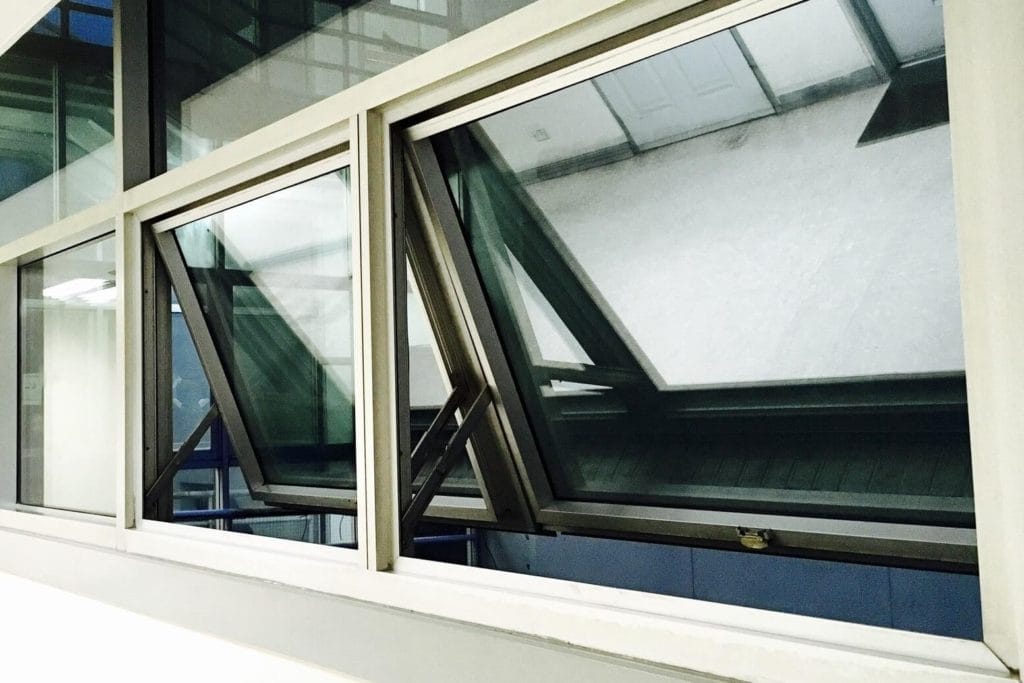 Corner Drive System for Casement Windows and Awning Windows